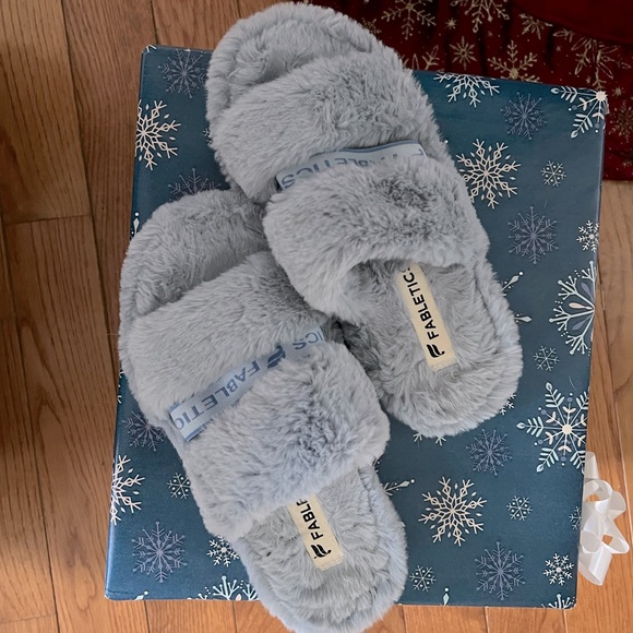 Fabletics | Shoes | Snug Strap Slipper Fabletics | Poshmark